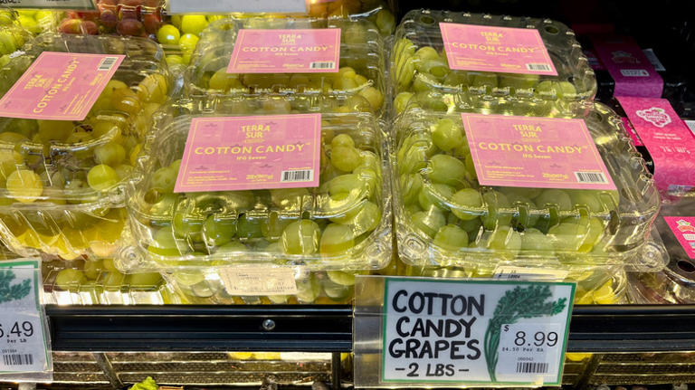 How Cotton Candy Grapes Get Their Sweet Flavor, According To Science