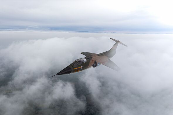 Panic as strange flying objects reported near Arizona Air Force ranges