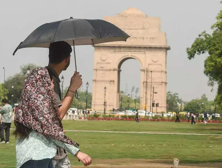 Delhi sizzles at 40°C before gusty winds and showers bring evening relief