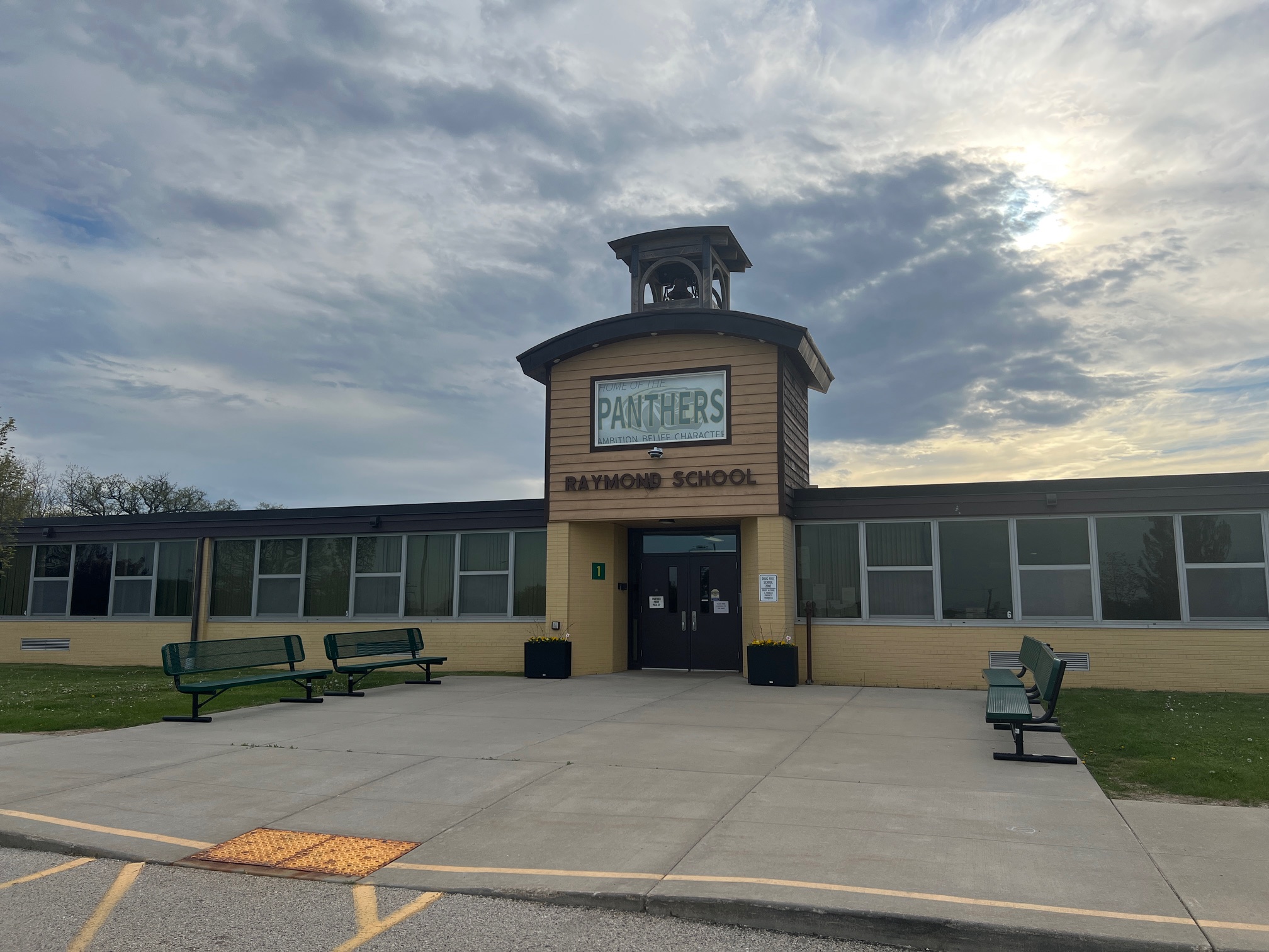 Raymond School District hosting first strategic planning session ...