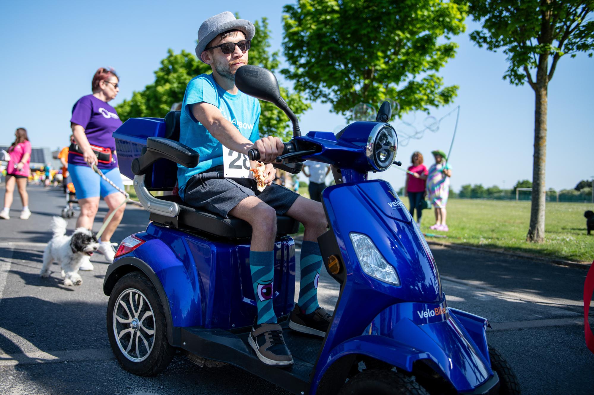 23 colourful pics as hundreds join Chorley comedian Steve Royle for a ...