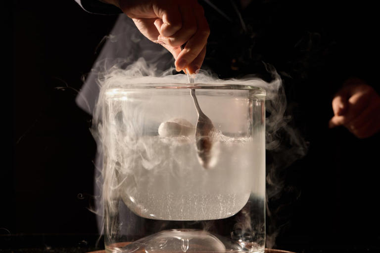 You Can Eat Heston Blumental’s Iconic Fat Duck Menu Without Going to ...