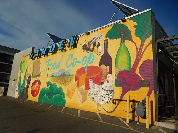 Think Like a Commoner