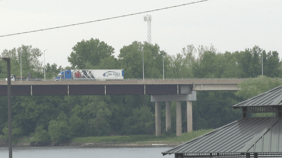 Mark Twain Memorial Bridge to close for scheduled maintenance