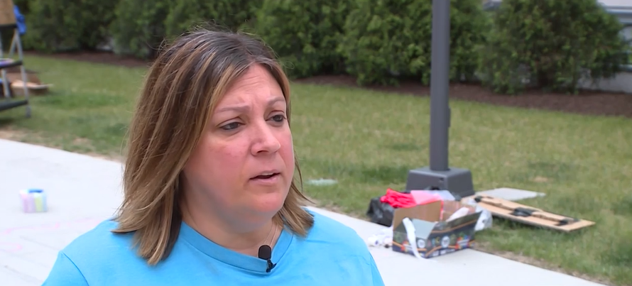 Inspired by her childhood nurses, cancer survivor pursues nursing ...