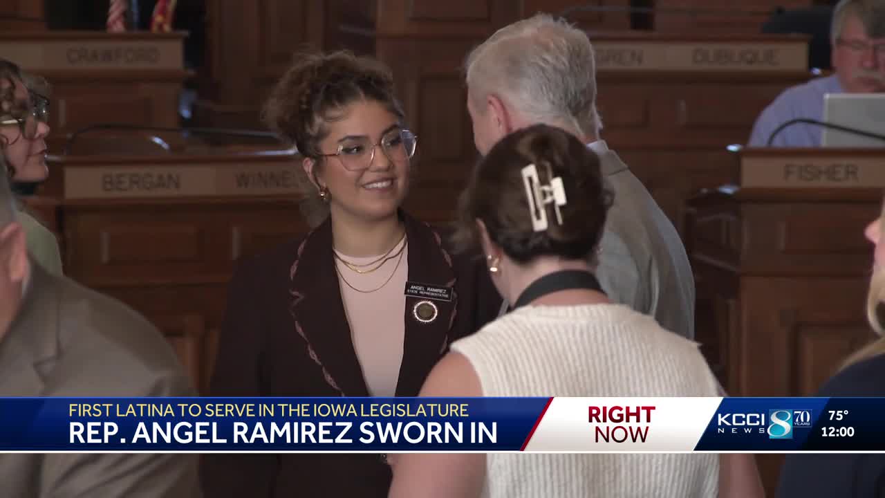 Rep. Angel Ramirez, first Latina elected to the Iowa Legislature, sworn in