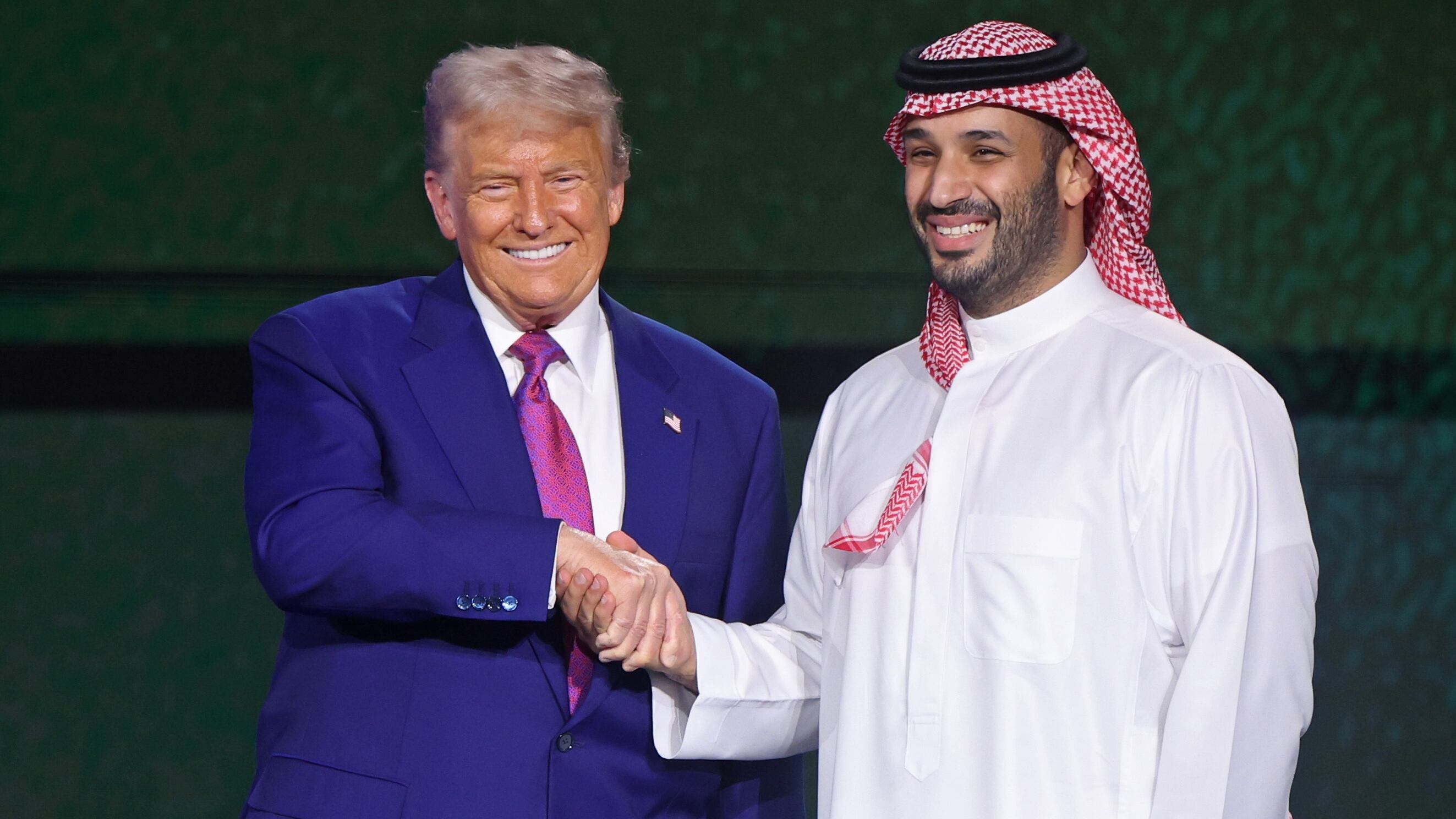 Trump hails 'bright new day for Middle East' on first leg of Gulf visit