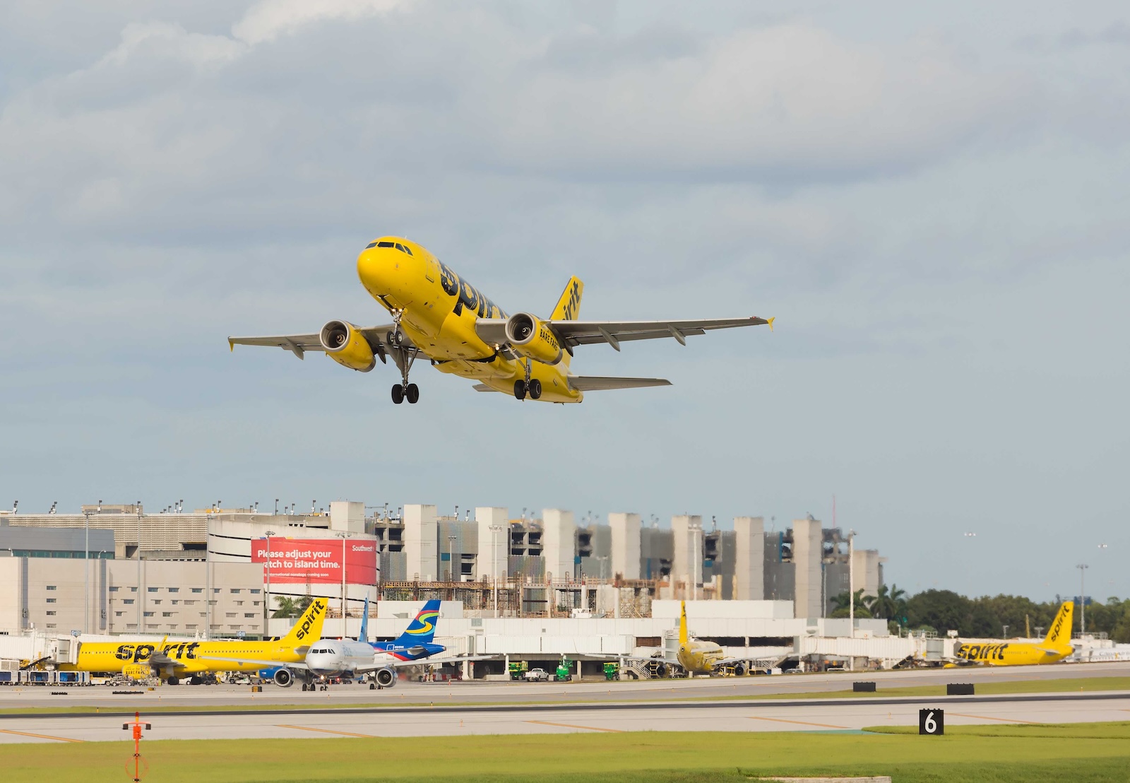 Spirit Offering New Perks, Including More Legroom