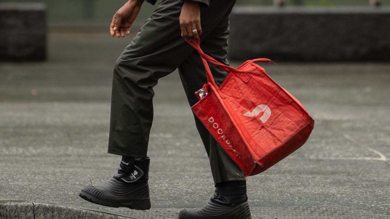 DoorDash driver admits to stealing $2.5M in delivery scam