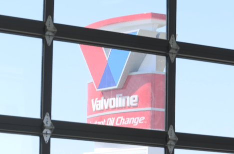 Valvoline Instant Oil Change hosts Drive to Donate campaign