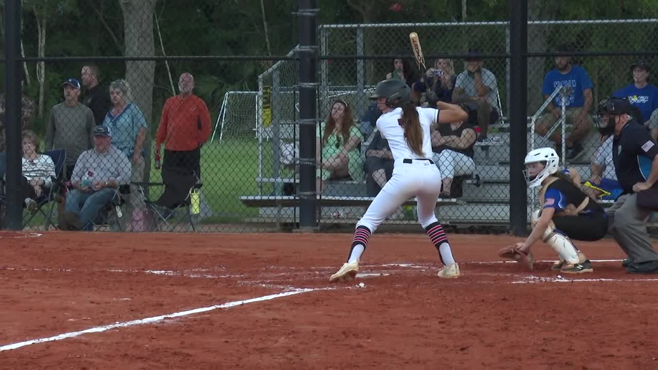 South Fork Bulldogs' girls softball team head to regional finals after ...