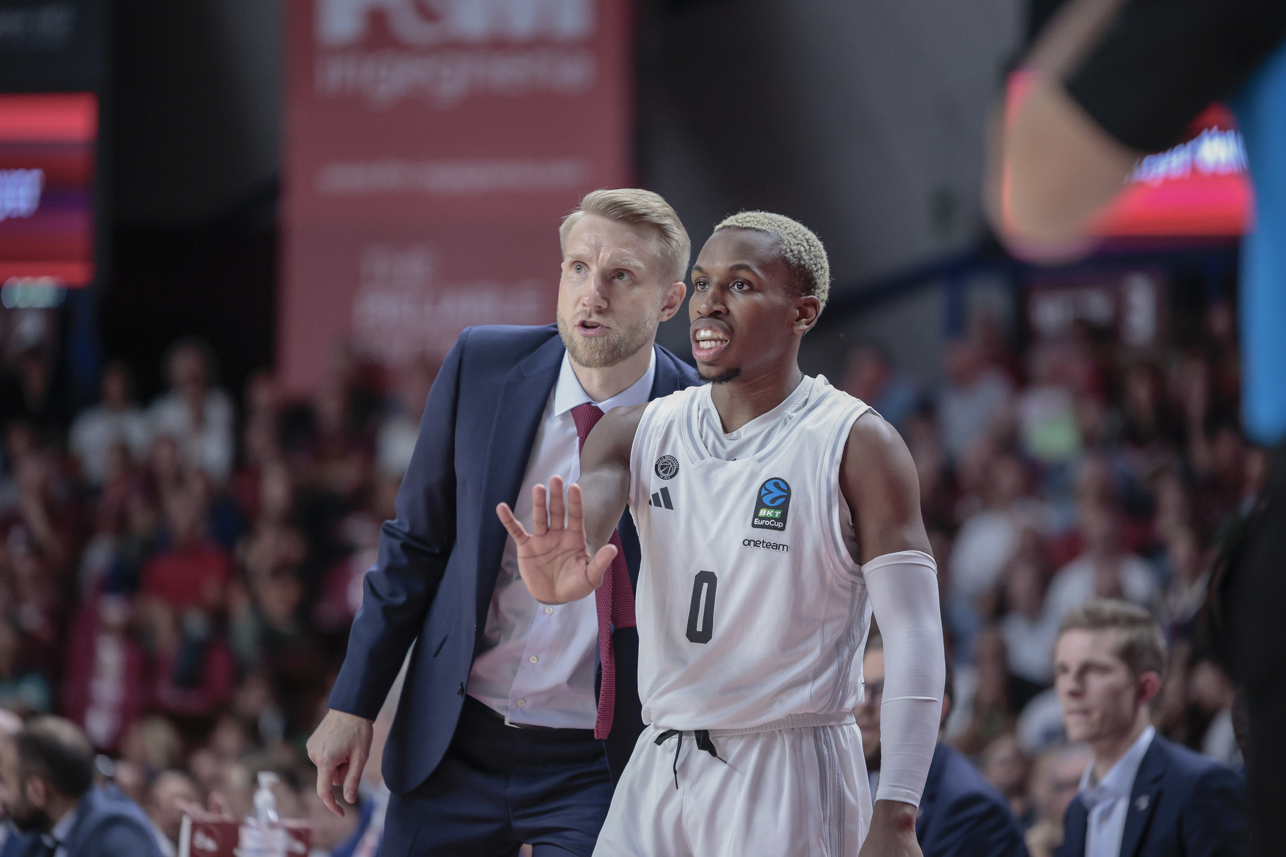 Grizzlies reportedly interested in player with ties to new head coach