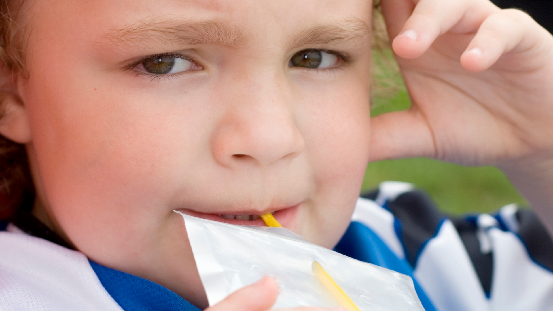 ‘Do Not Buy Your Kids These’: Mom of 8 Says New Capri Sun Moon Punch ...