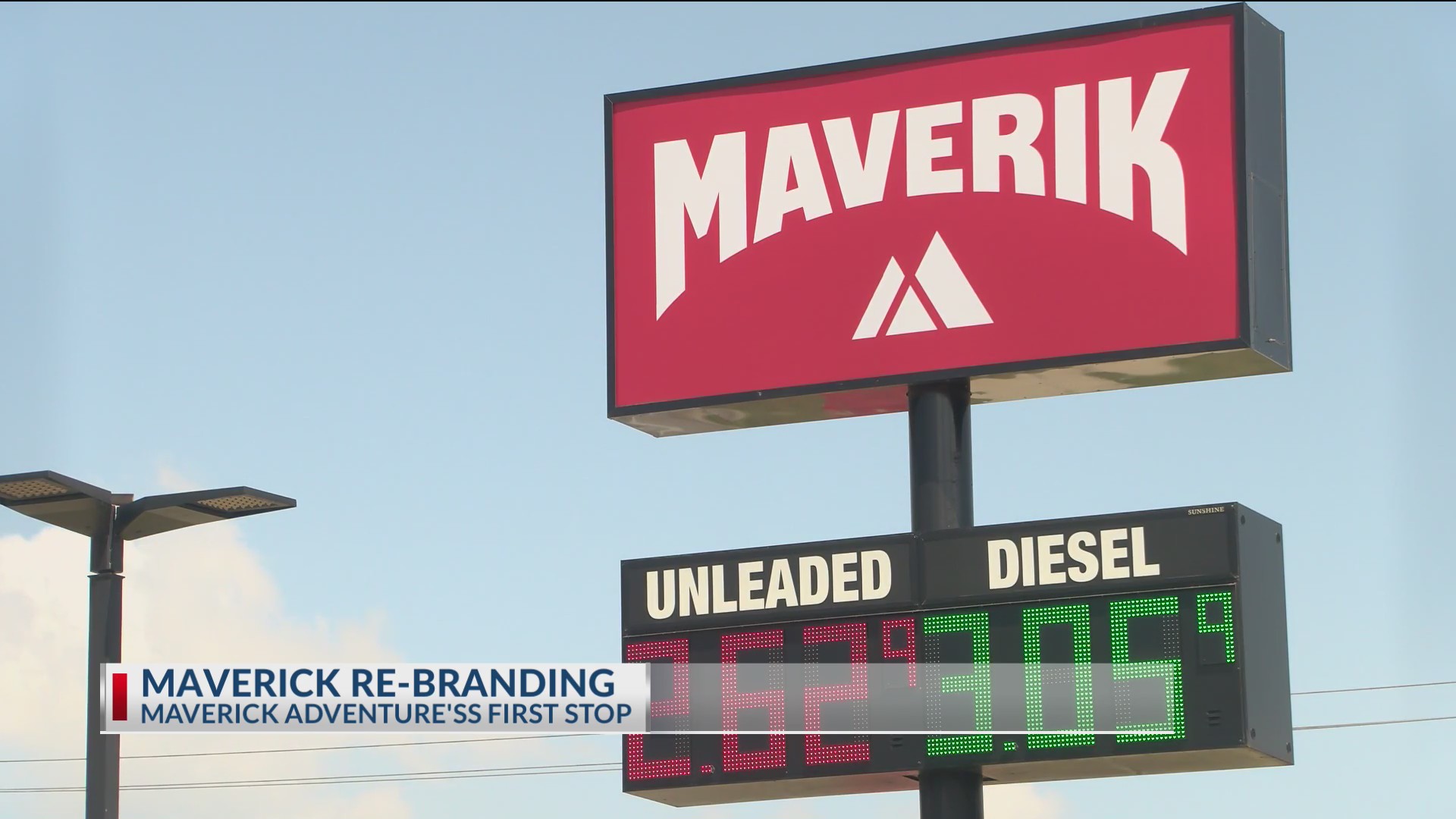 Maverick donates to Northwest Arkansas Food Bank