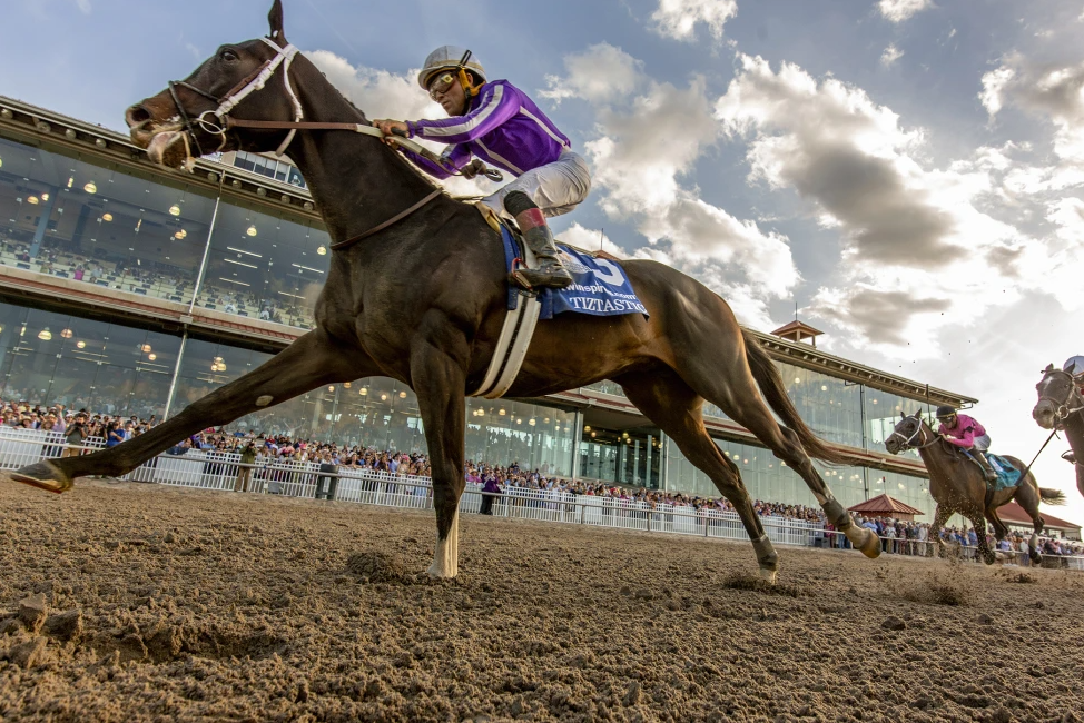 Churchill Downs reaches agreement to continue horse racing at Fair Grounds