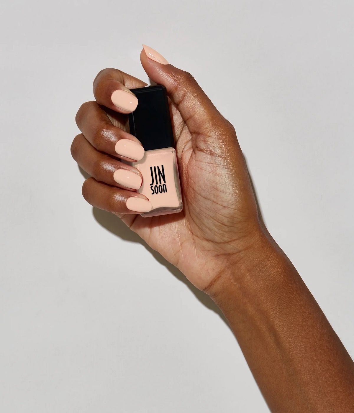 These Top-Notch Nude Nail Polish Colors Are the Secret to Nailing ...