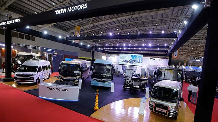 Tata Motors CV Q2 Results: Rs 867-Crore Net Loss Logged In First ...