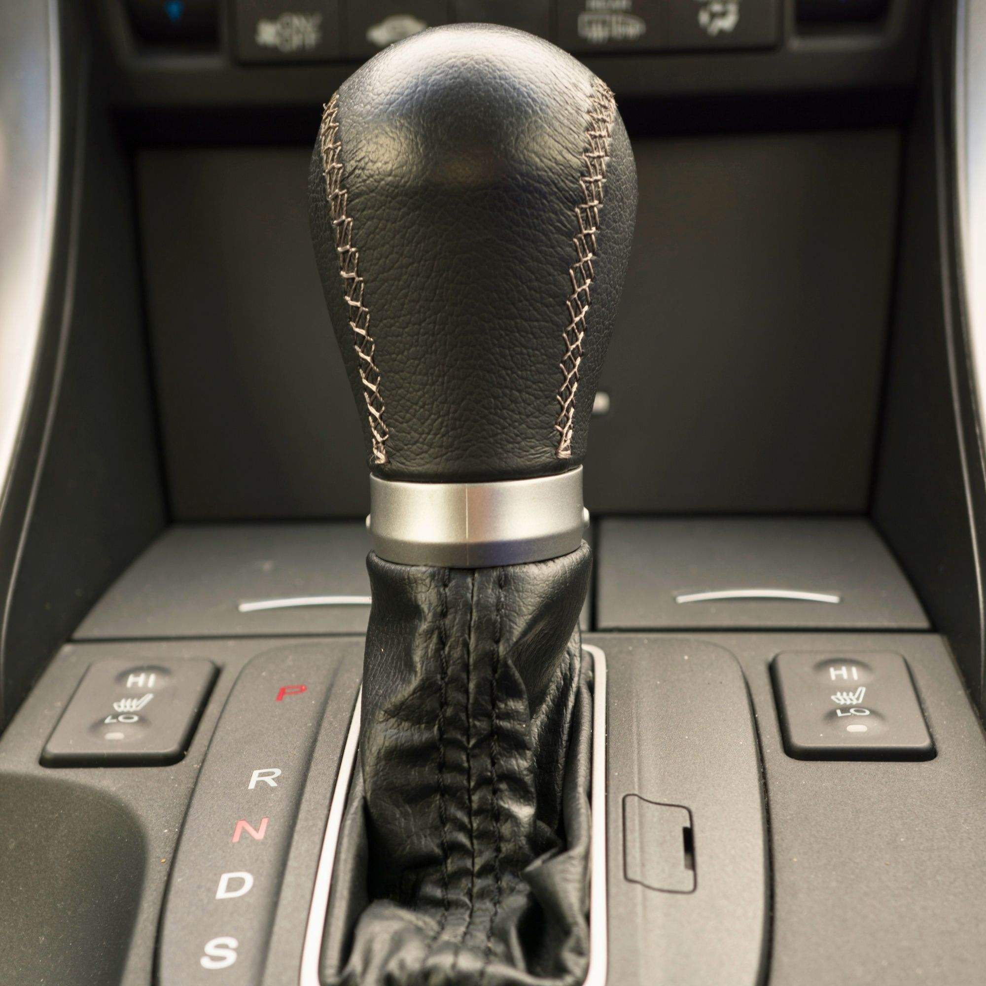 Javier Rumbo, experto en finanzas: "Comprar un coche no puede suponer ...