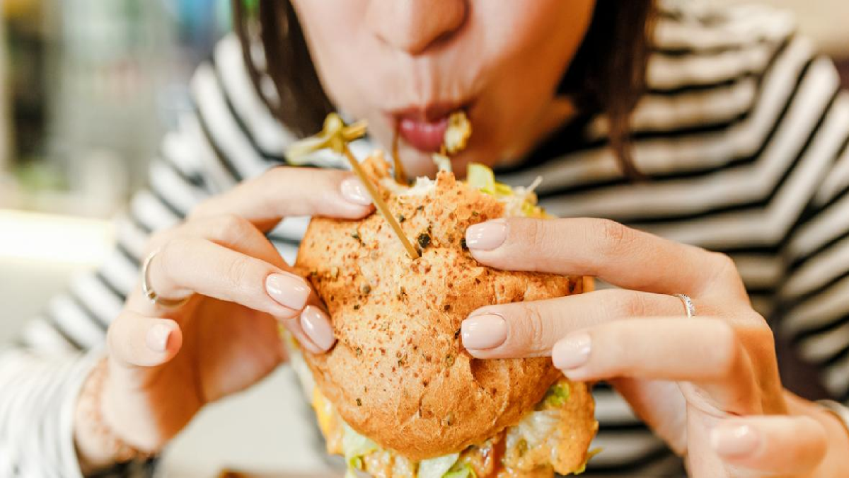 The Hidden Effects of Eating Fast and How to Fix It