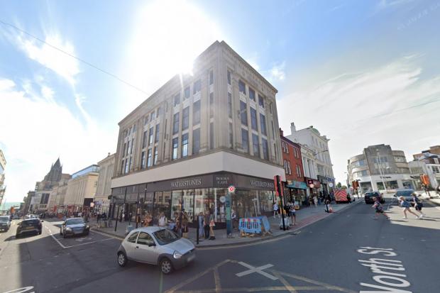 Major retailer to replace 'unsafe' corroded windows of city centre store