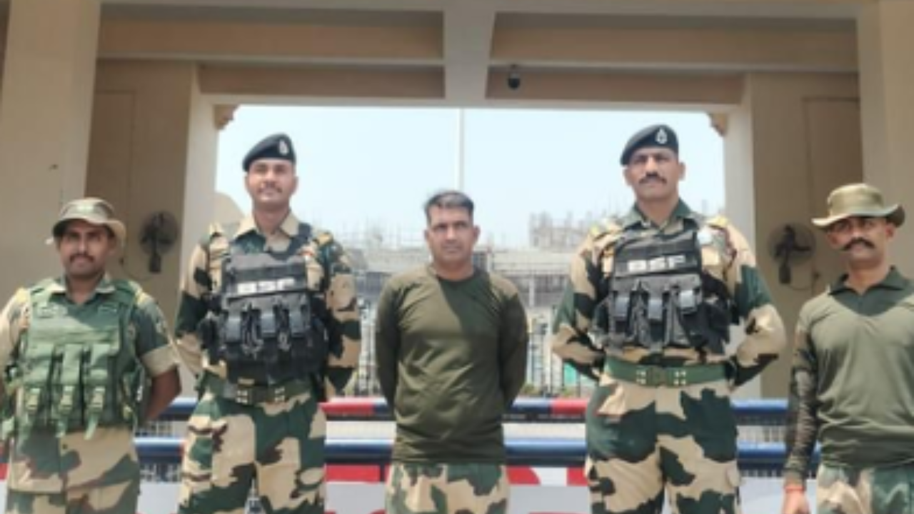 After weeks of tension, India and Pakistan exchange Pakistani ranger ...