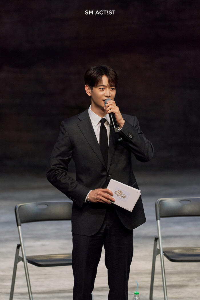 Choi Min-ho's meaningful move with senior Shin Koo-geun-hyung...Join GV ...