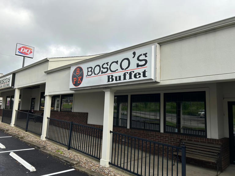 Bosco's Pizza Kitchen Buffet in Seville serves up some pretty tasty ...