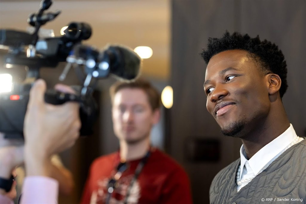 Claude vreesde voor black-out voor eerste halve finale