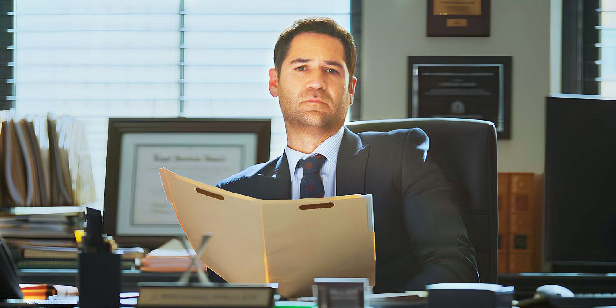 If You Can’t Wait For Mickey Haller’s The Lincoln Lawyer Season 4 ...