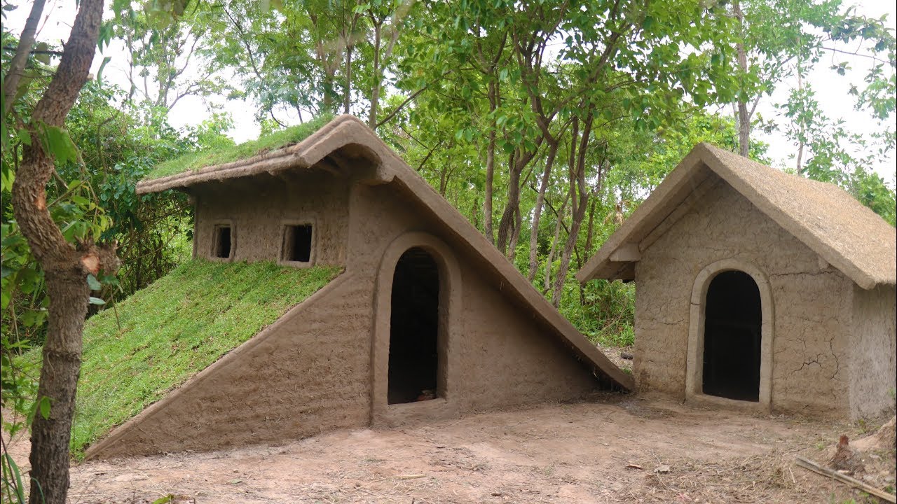 Building a Grass Roof House by Hand