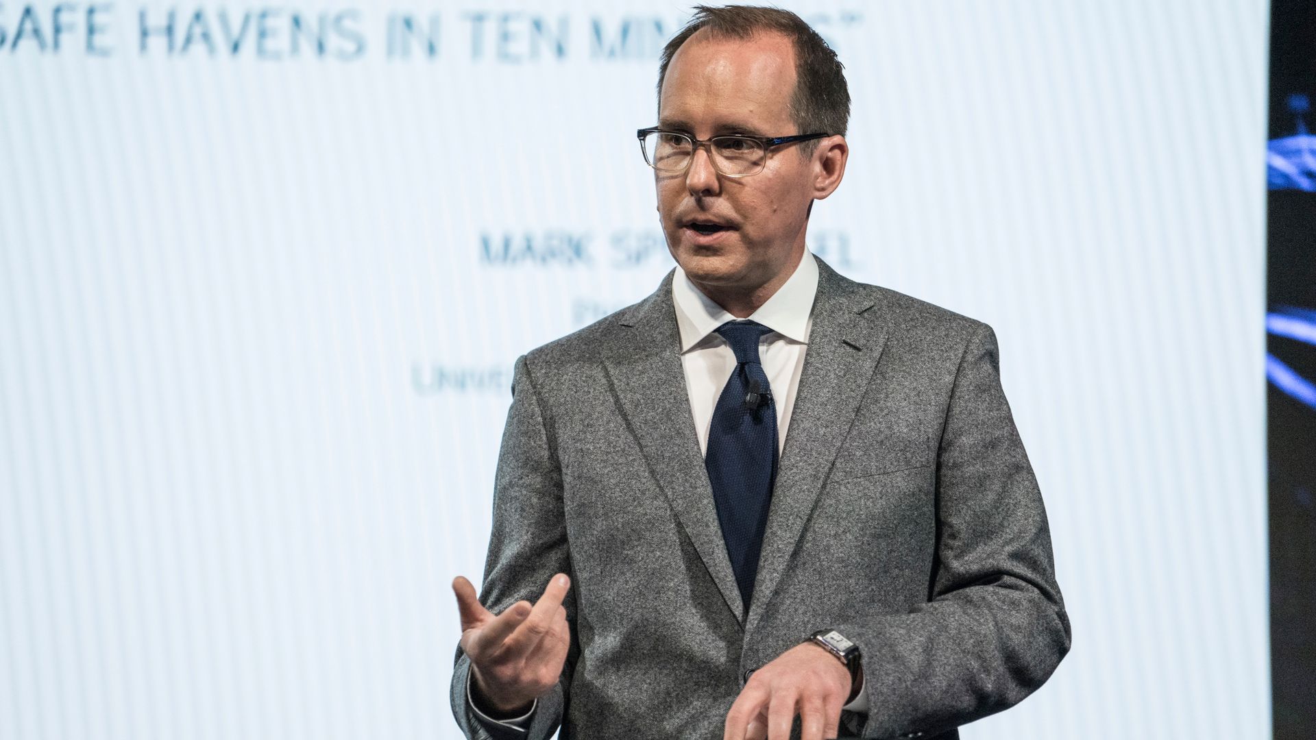 Black Swan Theorie: Universa-Hedgefonds profitiert von Trumps Zollchaos