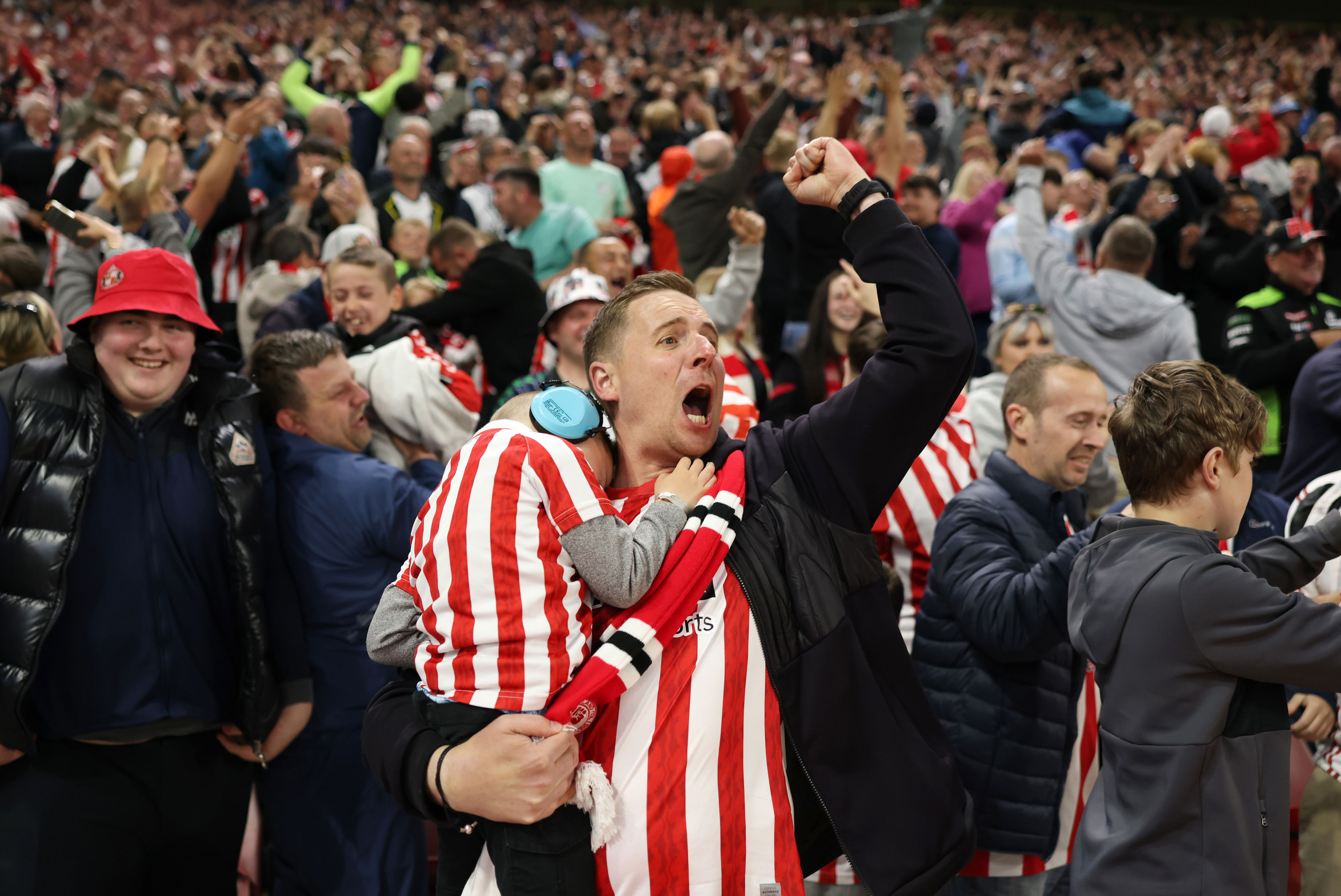 Sunderland and Coventry City smash three-year EFL record during ...