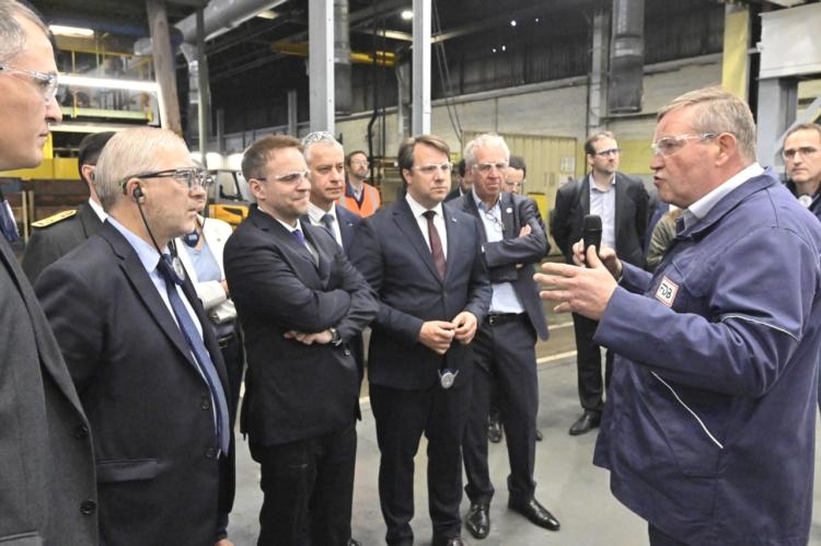 Ministre de l’Industrie et de l’Énergie, Marc Ferracci en visite à la ...