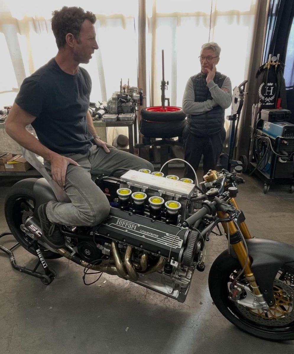 HF355 Hazan: la moto senza telaio con cuore Ferrari V8