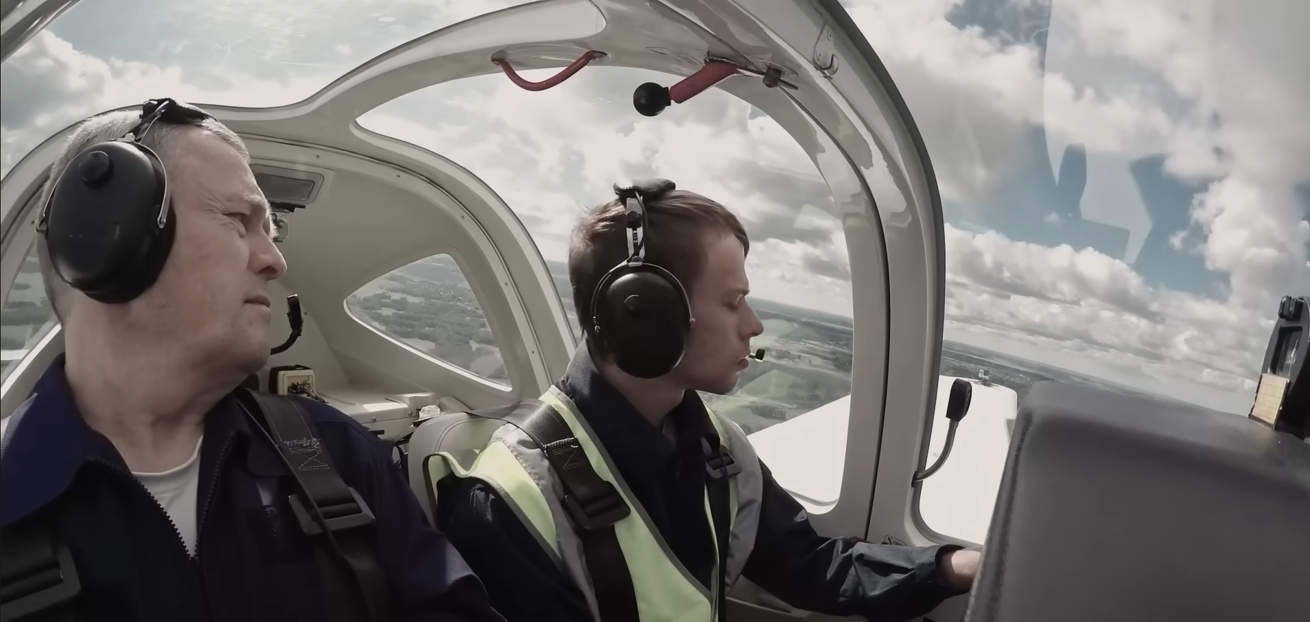 Inside the Tragedy of Flight 4U9525 – The Germanwings Disaster