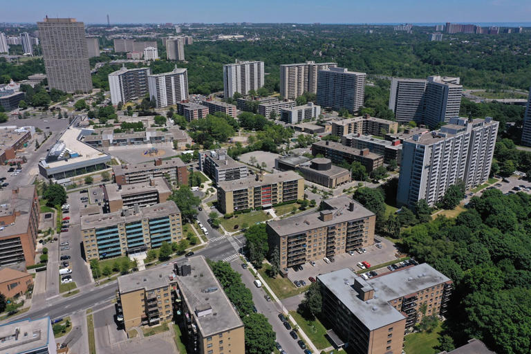 Toronto mayor calls for financial support fighting rising costs, in ...