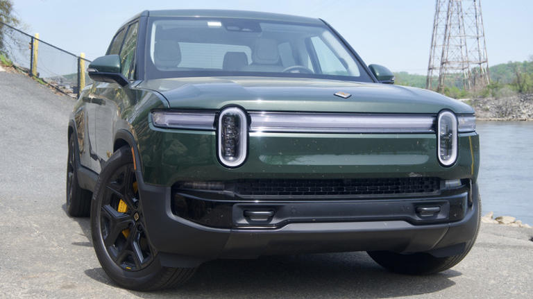 2025 Rivian R1T Tri Review: Three Motors And Max Battery Make Life ...