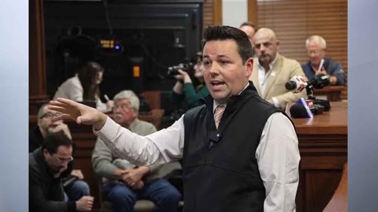 ‘The rainbow beast is coming for your kids,' Lt. Gov. Beckwith tells ...