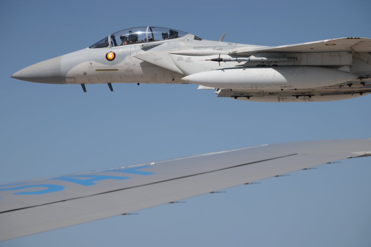 Trump’s Qatar visit off to flying start with military jet escort