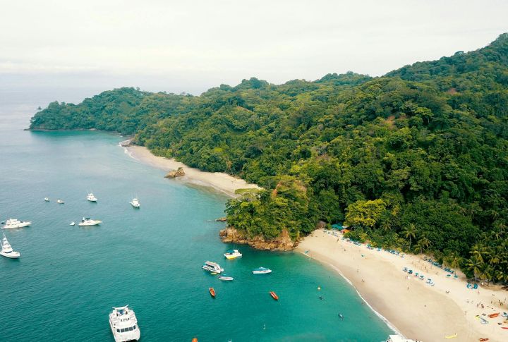 15 Reasons Costa Rica Feels Like A World Away From The U.S.