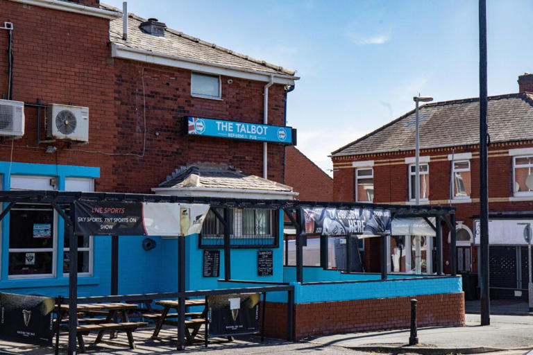 First Reform UK club opens in former conservative drinking venue