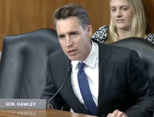 Missouri Sen. Josh Hawley Says Trump Served ‘It Up Straight’ To ...
