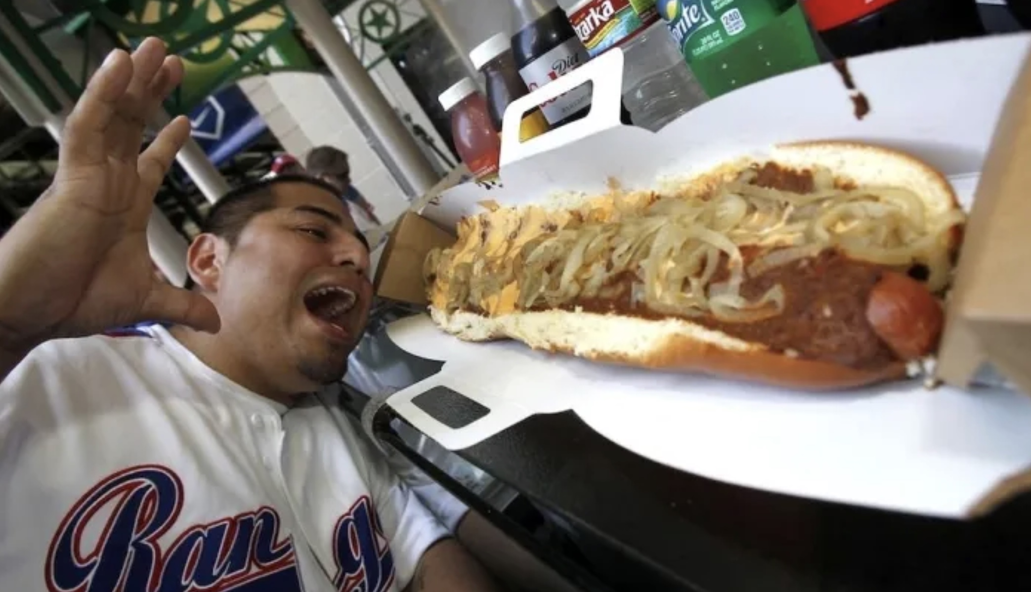 18 Photos Of The Best Stadium Foods and Snacks