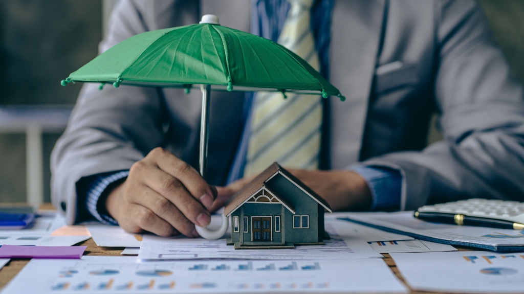 Allstate And State Farm Under Investigation For Reducing Hurricane Payouts