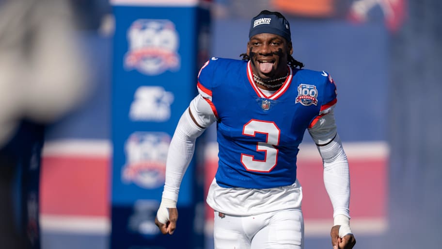 Giants CB Dru Phillips Gives a Positive Report on Teammate Deonte Banks