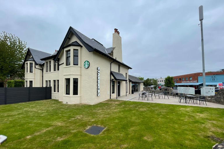New Edinburgh Starbucks shop opens at busy north capital junction