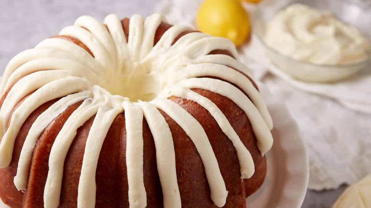 Sweet Springtime Slices: 20 Bundt Cakes You’ll Love