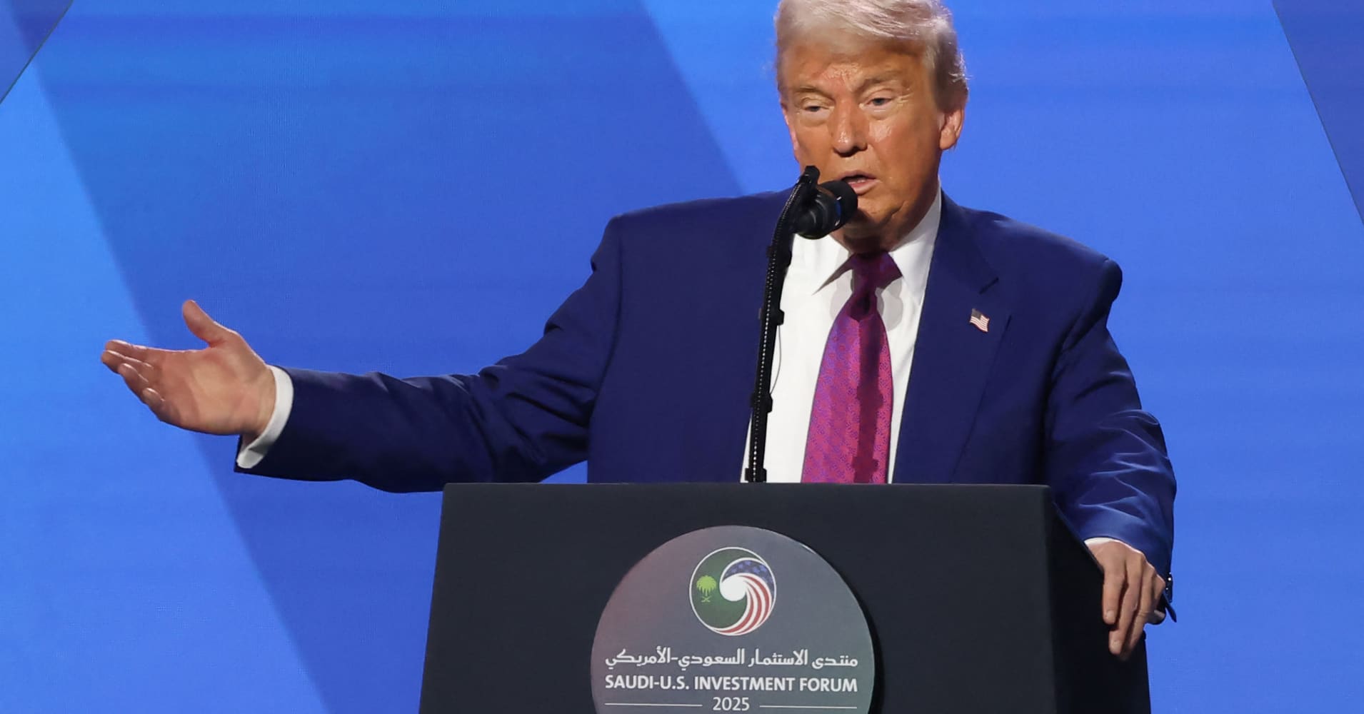 'I like you too much': Trump and Saudi crown prince bask in their ...