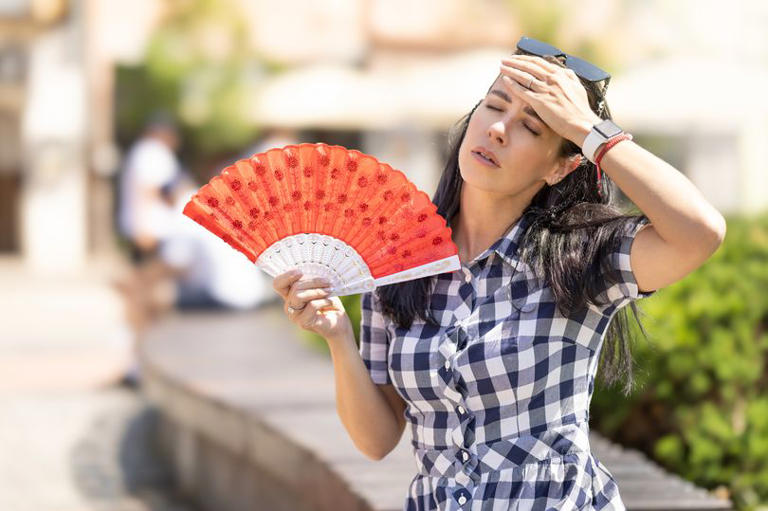 How long 'unusually' dry weather will last as Met Office says 'don't ...