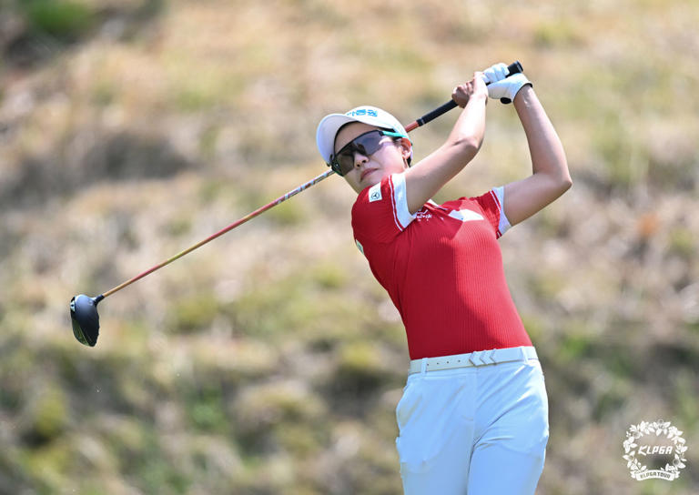 [KLPGA] 박민지, 두산매치플레이 첫 판서 홍지원 완파…4년 만의 정상 탈환 '시동'